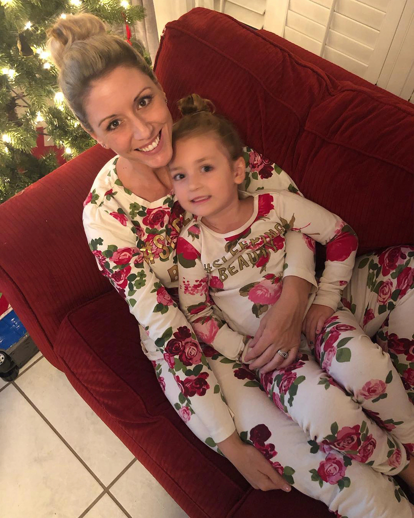 Ce i-a cerut fetița din imagine lui Moș Crăciun. După ce a citit ...