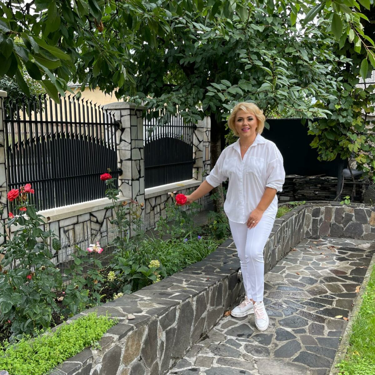 Cornelia Rednic a renunțat la mesele bogate! Cum arată artista după ce ...