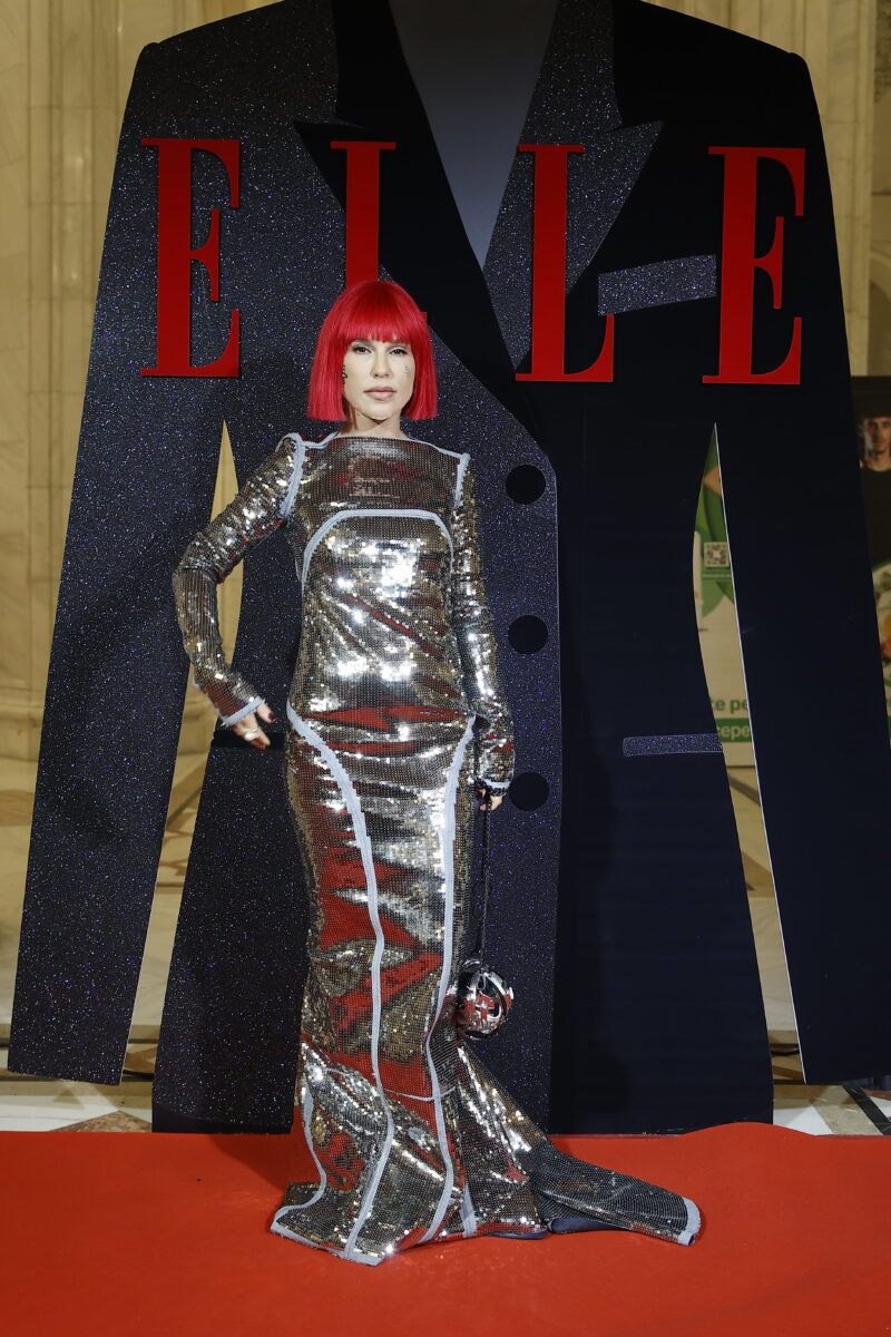 E treabă serioasă, își duce iubitul milionar la părinți! Corina Bud ...