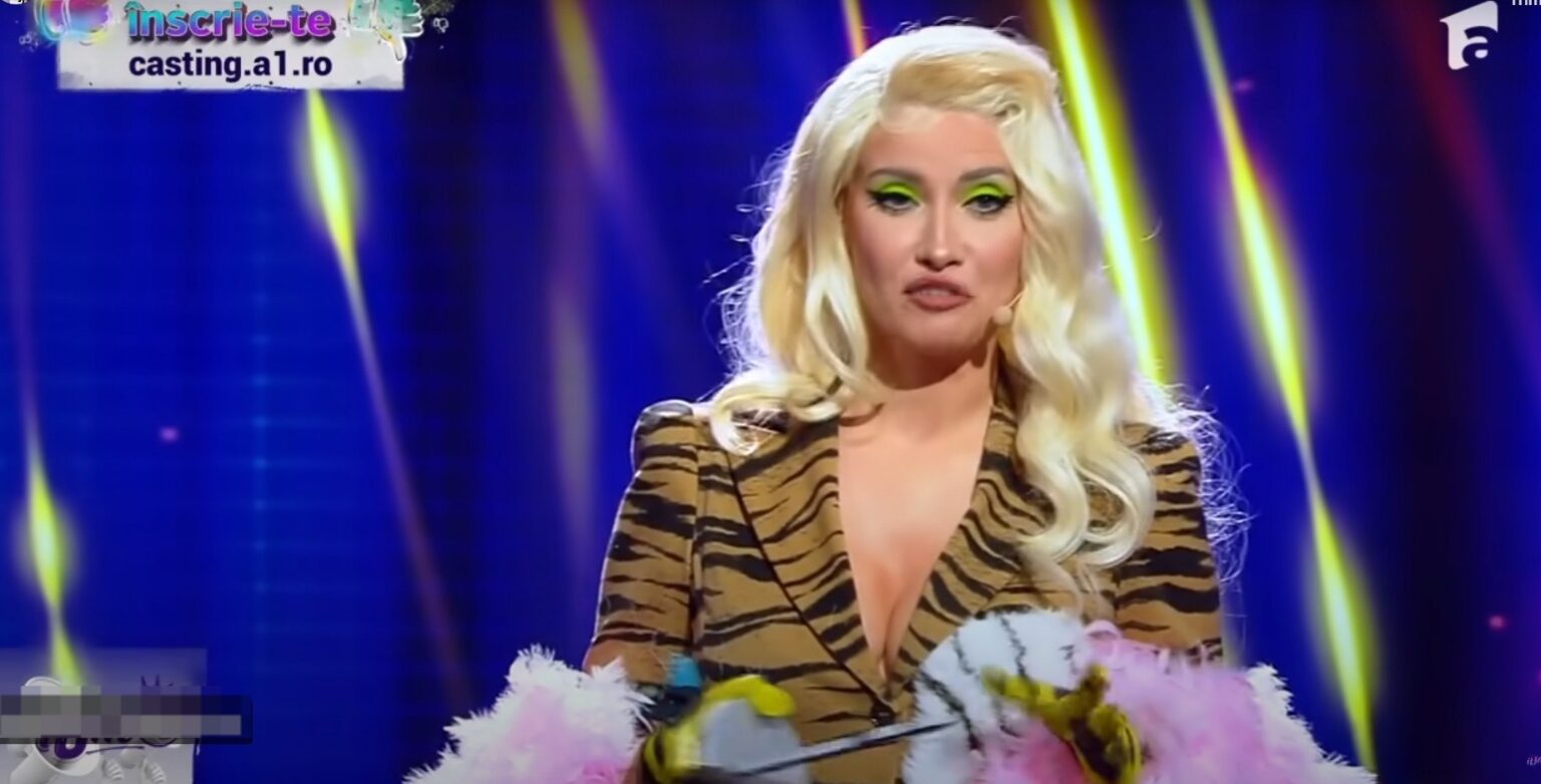 Theo Rose, pusă la zid de Iulia Albu. Ce a putut spune „regina modei ...