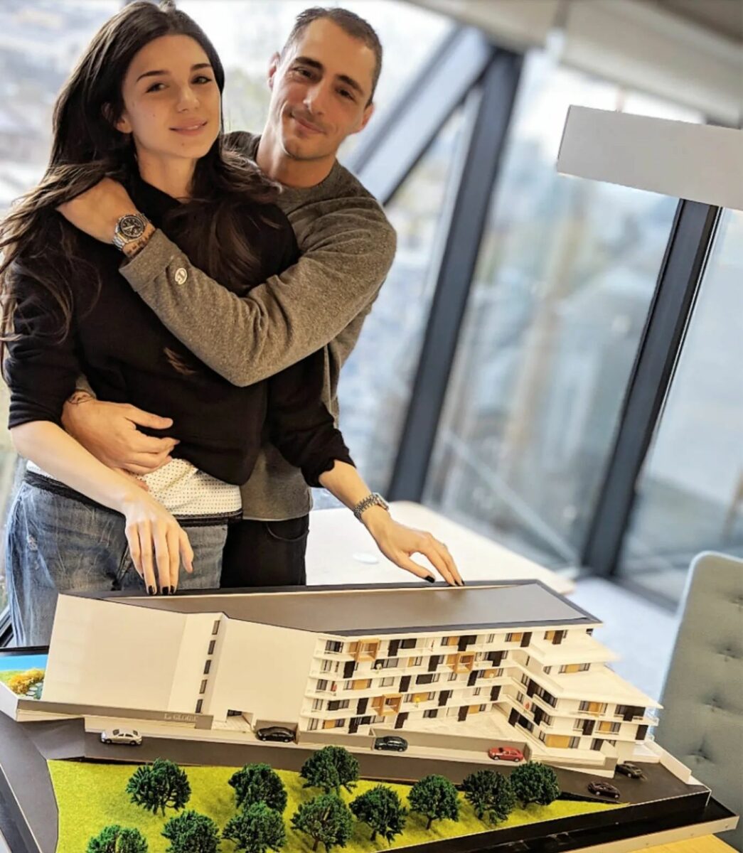 Ce face Vladimir Drăghia în lipsa soției sale. Cu siguranță Alice Cavaleru nu și-ar dori să vadă ...