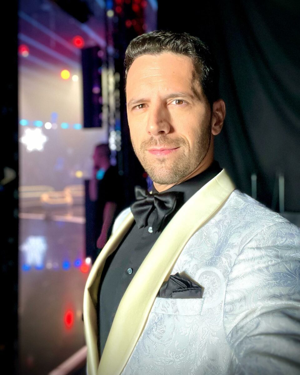 Puțini știu asta! Ce meserii a avut înainte de celebritate Adrian ...