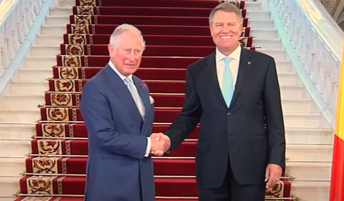 Ce răspuns a dat Iohannis când a fost invitat la ceremonia de ...