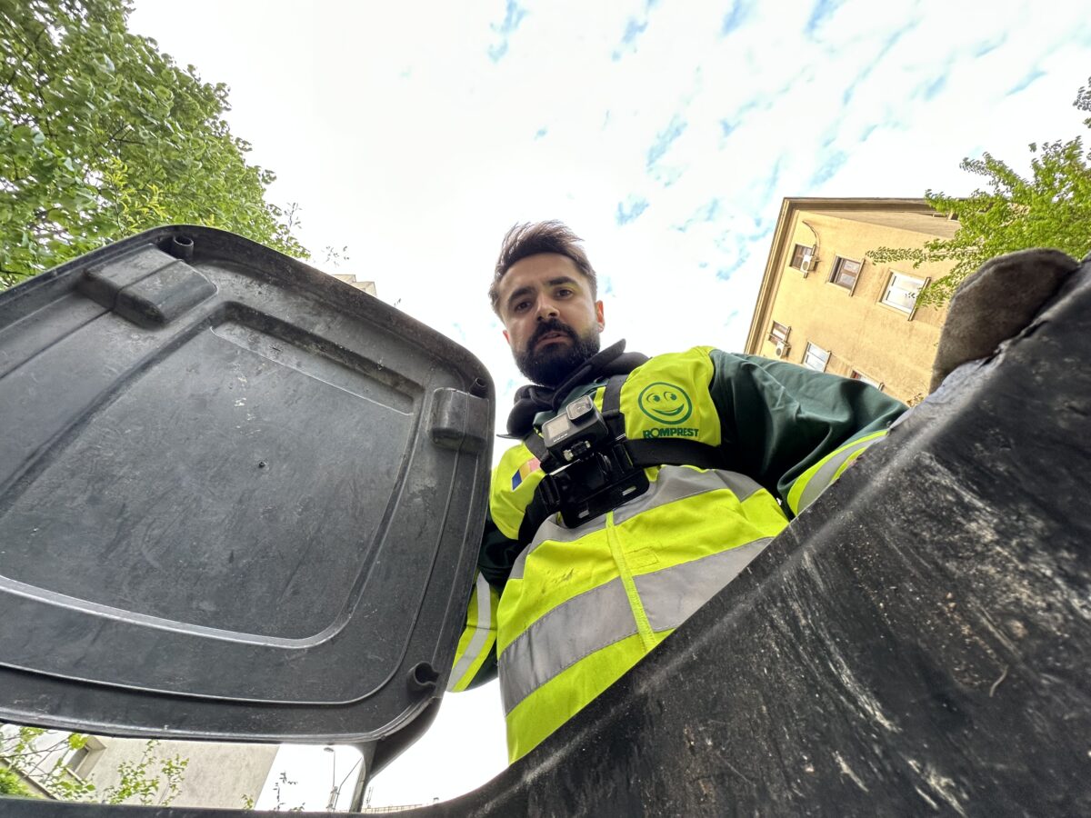 Gunoier pentru o zi! CANCAN.RO a mers să strângă resturile milionarilor ...