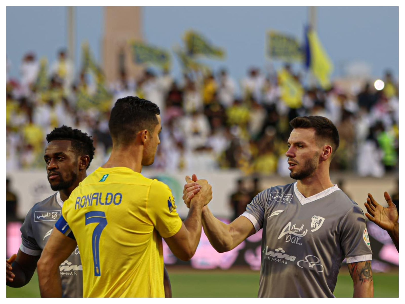 Cristiano Ronaldo i-a dat tricoul lui unui fost fotbalist de la FCSB ...