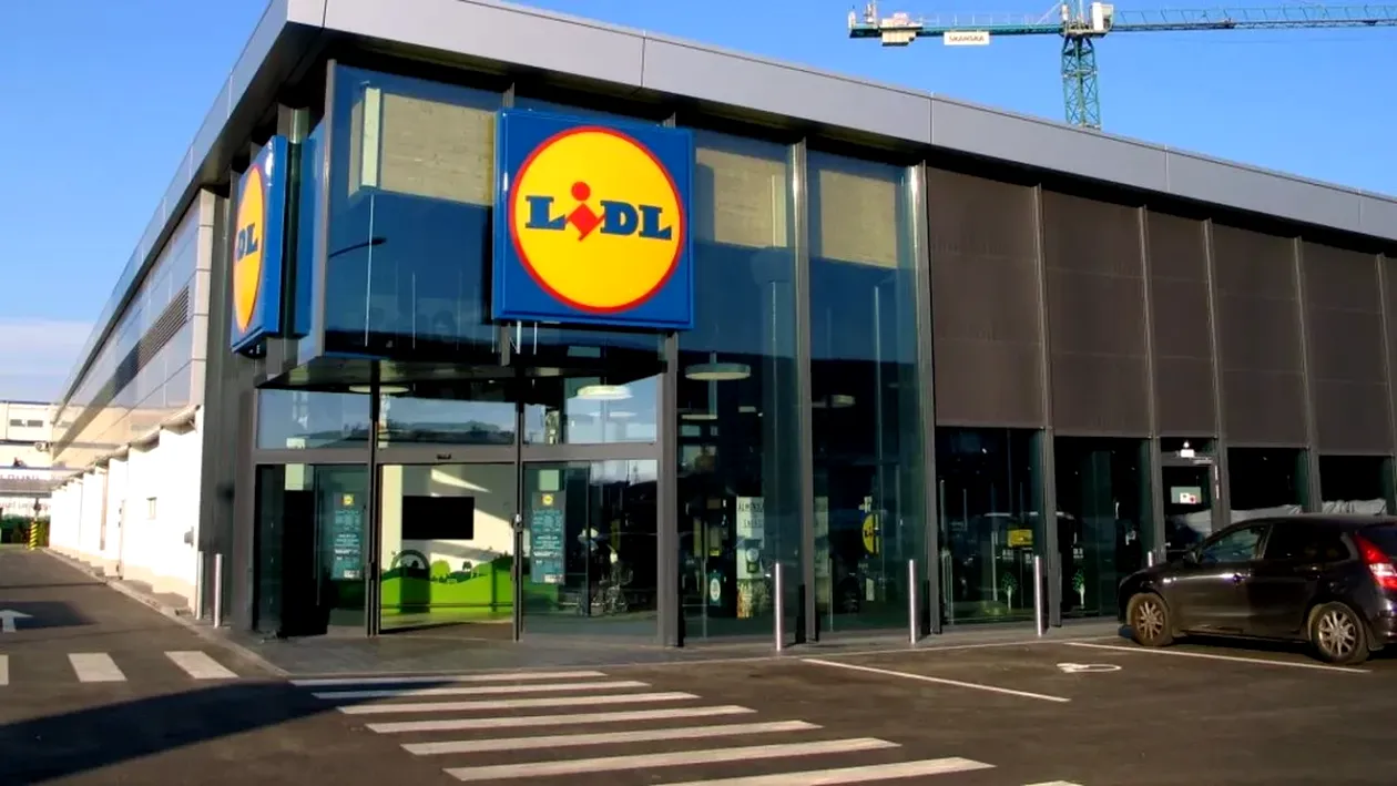 Elena din Iași a cumpărat lasagna de la Lidl și le-a pus mâncarea copiilor pe masă. Ce a urmat ...