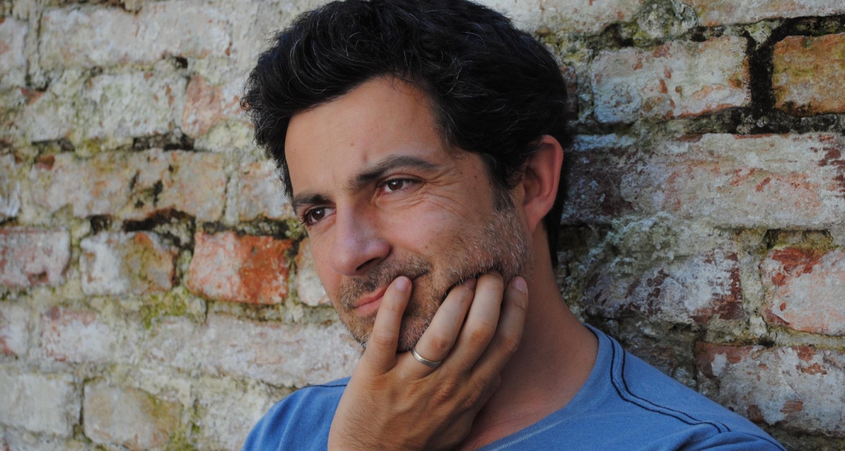 Carențele teatrului românesc, expuse public de actorul Mihai Călin ...