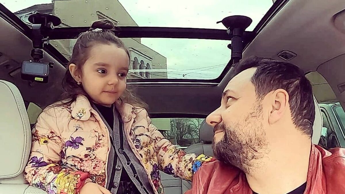 Unde a fost prinsă Eva, fata soților Andra și Cătălin Măruță. Imaginile ...