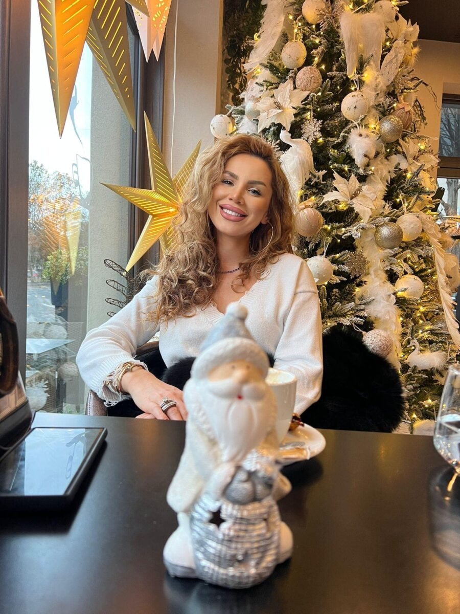 Acuzată că ar fi escrocat un italian, Simona face dezvăluiri ...