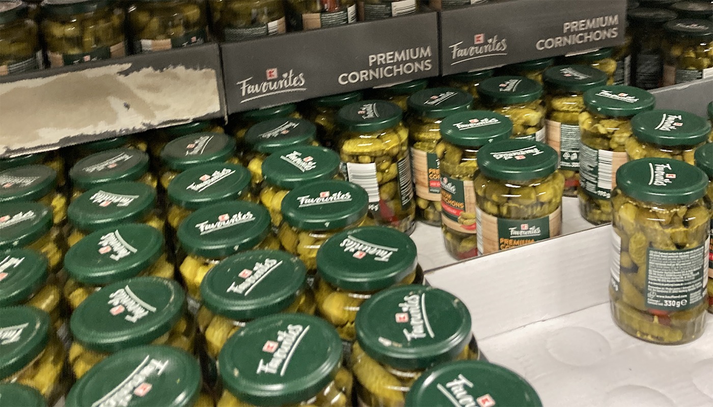 Câți lei costă un borcan cu castraveți cornișon în oțet, în Kaufland ...