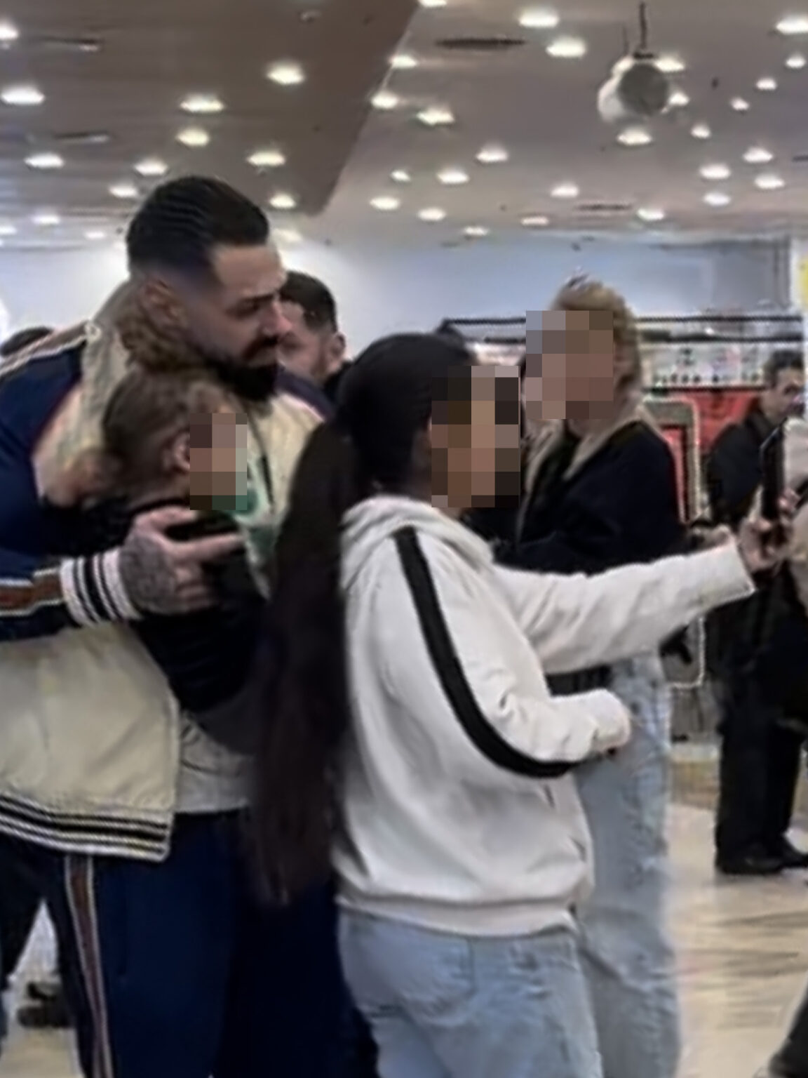 Vali Spaidăr, cel mai viral tiktoker din România, nu a avut nicio șansă ...