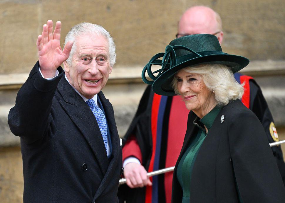 Regele Charles, prezent la slujba de Paște. Cum arată monarhul după ce ...