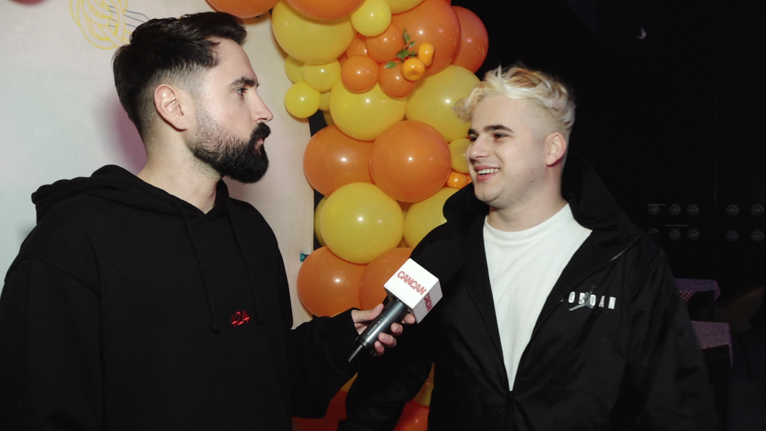 Andrei Zbir, cel mai în vogă vlogger din România, demontează ce se ...