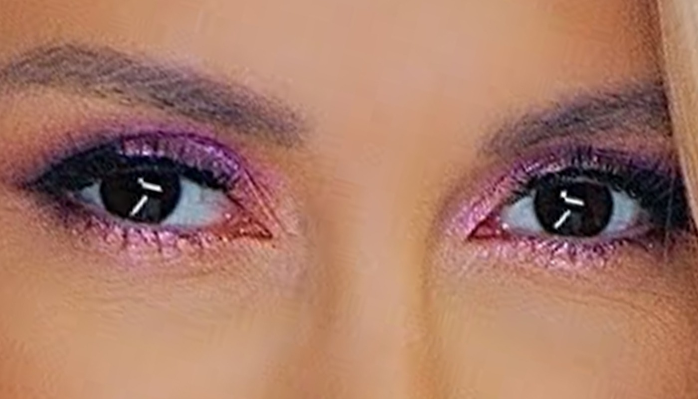 Test VIP | Acești ochi aparțin unei celebre cântărețe din România ...