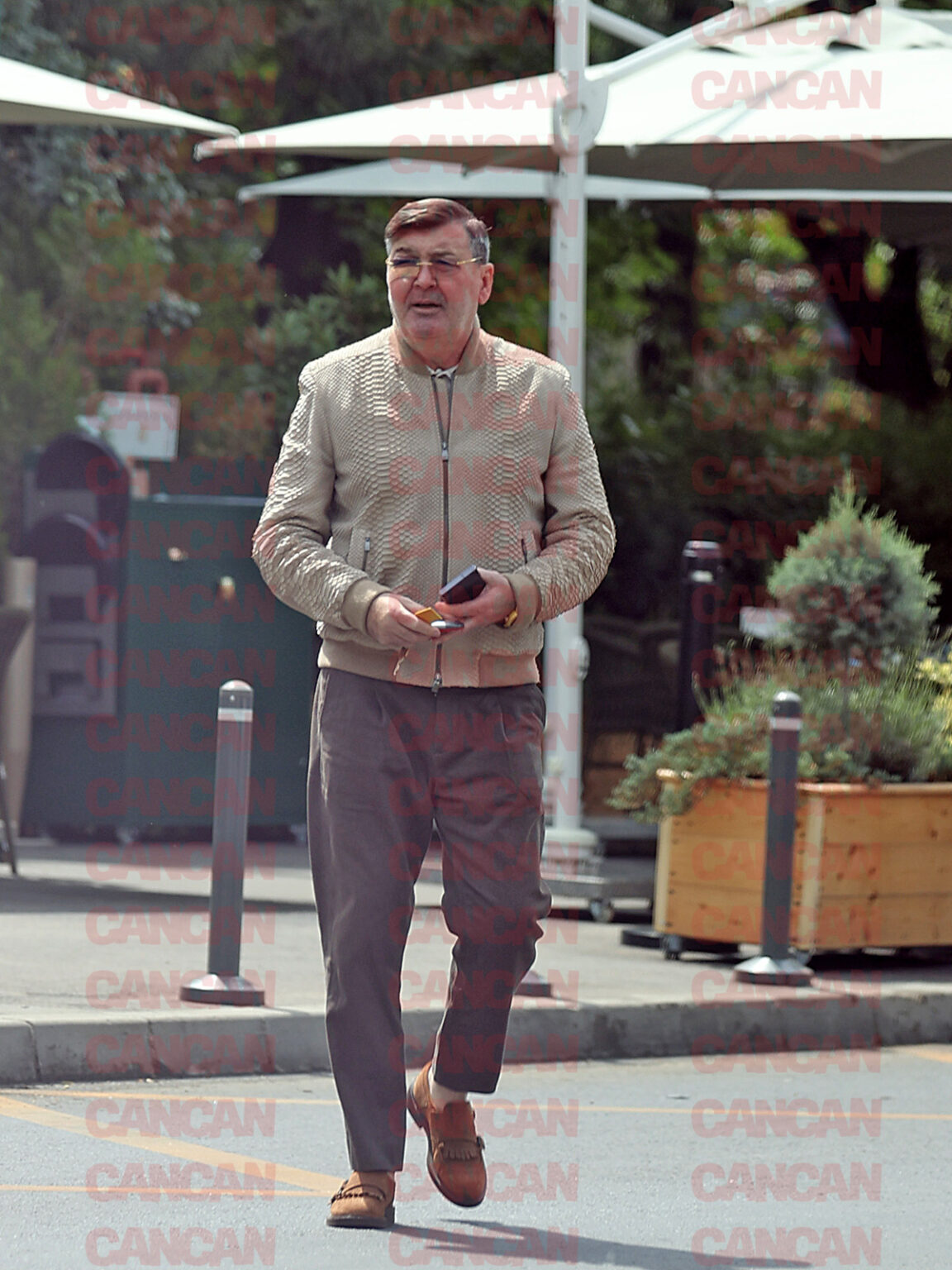 Fit milionăreasa de la Cluj a parcat în curtea vilei lui Dan Nicorescu