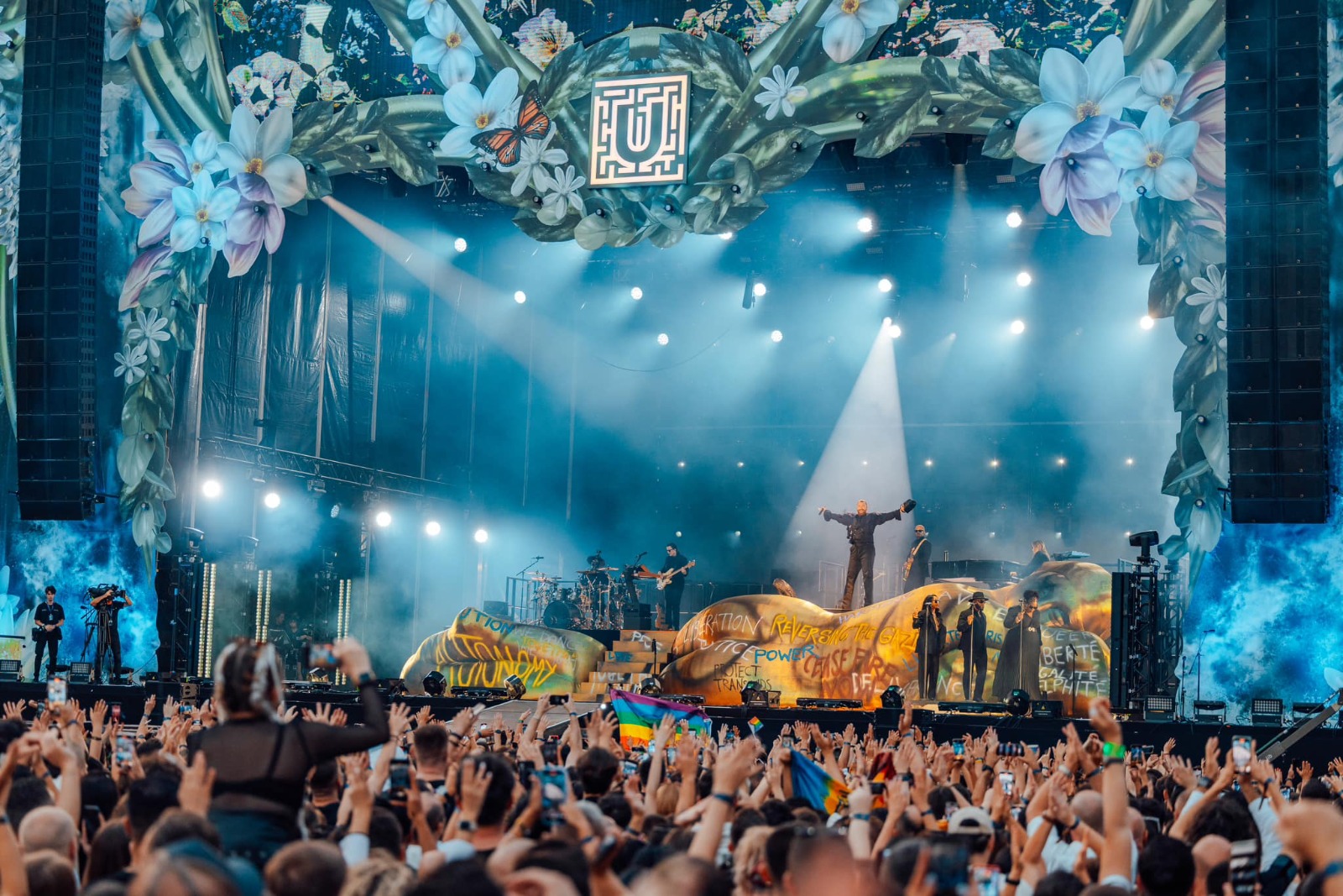 UNTOLD 2024. Sam Smith a „incendiat” scena cu spectacolul său ...