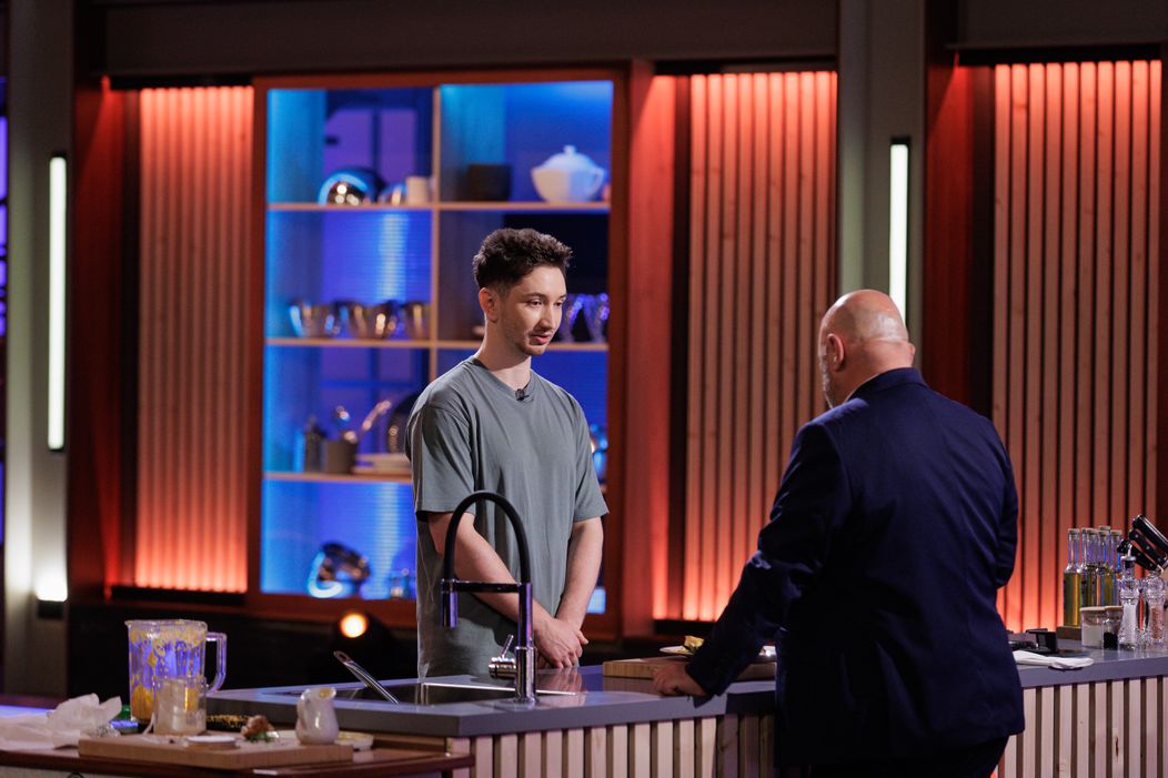 Cine este Cristian Ușurelul, programatorul care a luat primul şorţ de ...