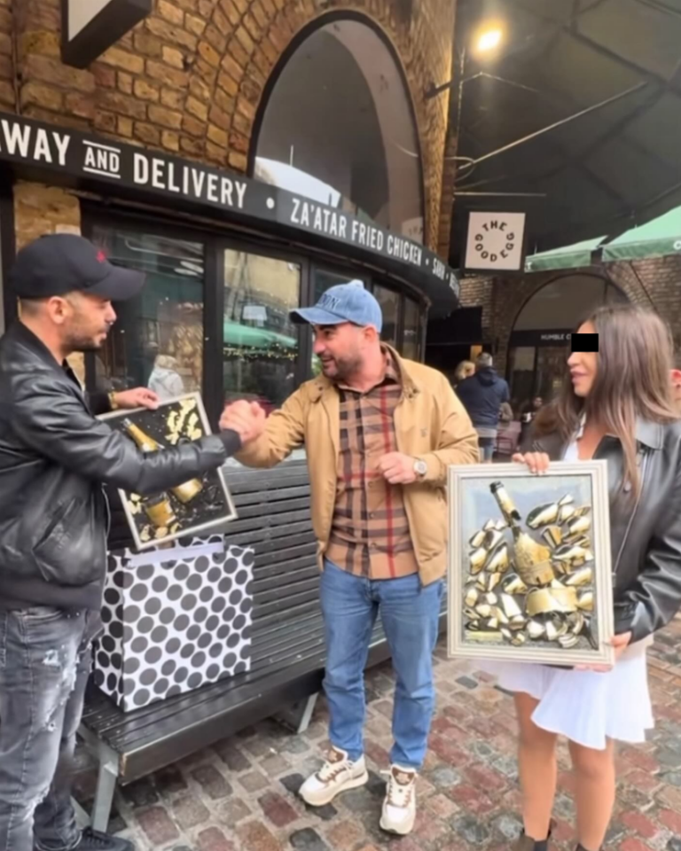 Cine e, de fapt, tânărul care și-a tatuat chipul lui Pescobar pe umăr ...