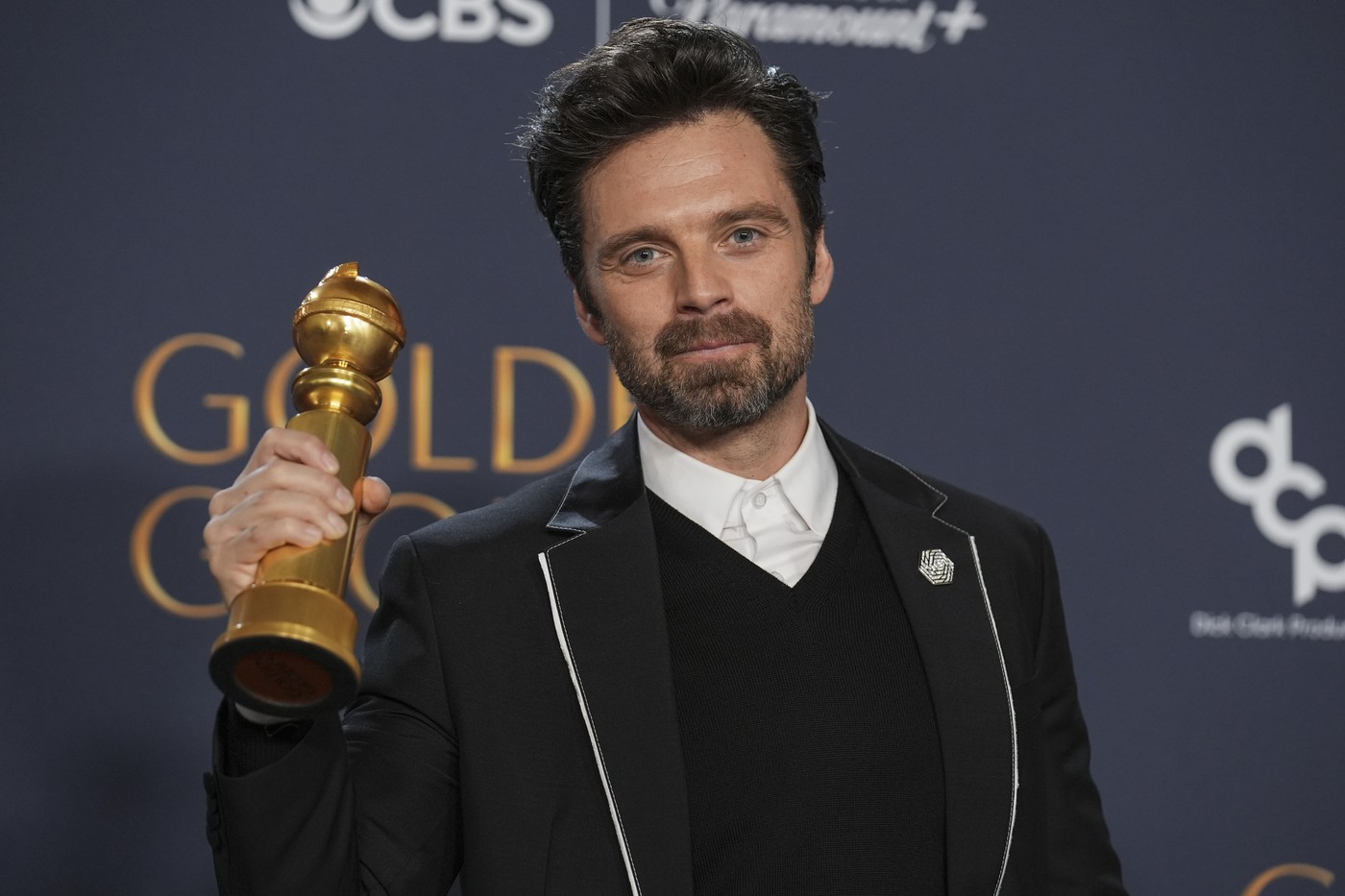 Sebastian Stan a câștigat premiul pentru cel mai bun actor la Globurile ...