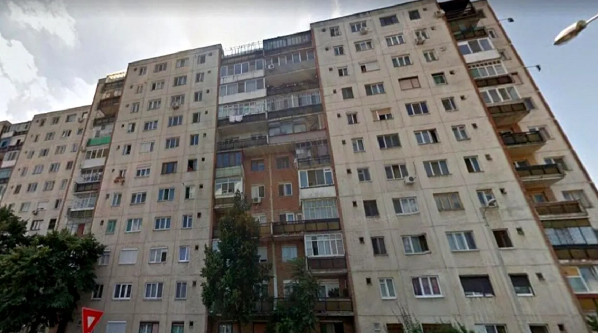 Nu e un banc! Garajul care se vinde la preț de garsonieră. Se întâmplă în Vaslui