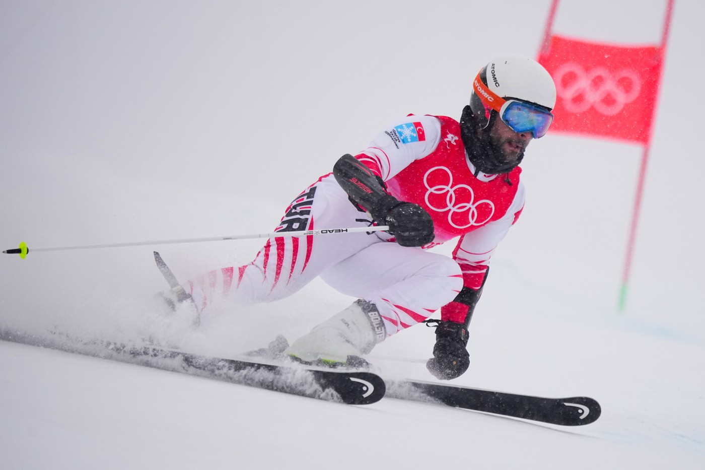 Doliu în sport! Schior olimpic, mort într-un incendiu dintr-o stațiune ...