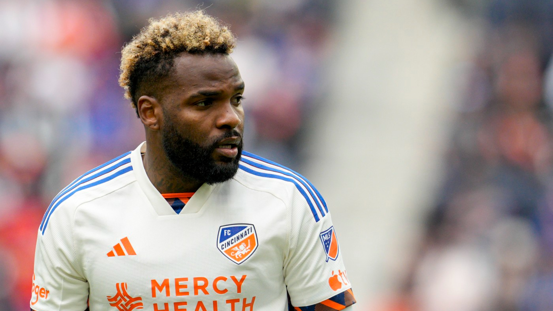 Ce substanțe interzise lua Aaron Boupendza! Fratele fotbalistului rupe ...