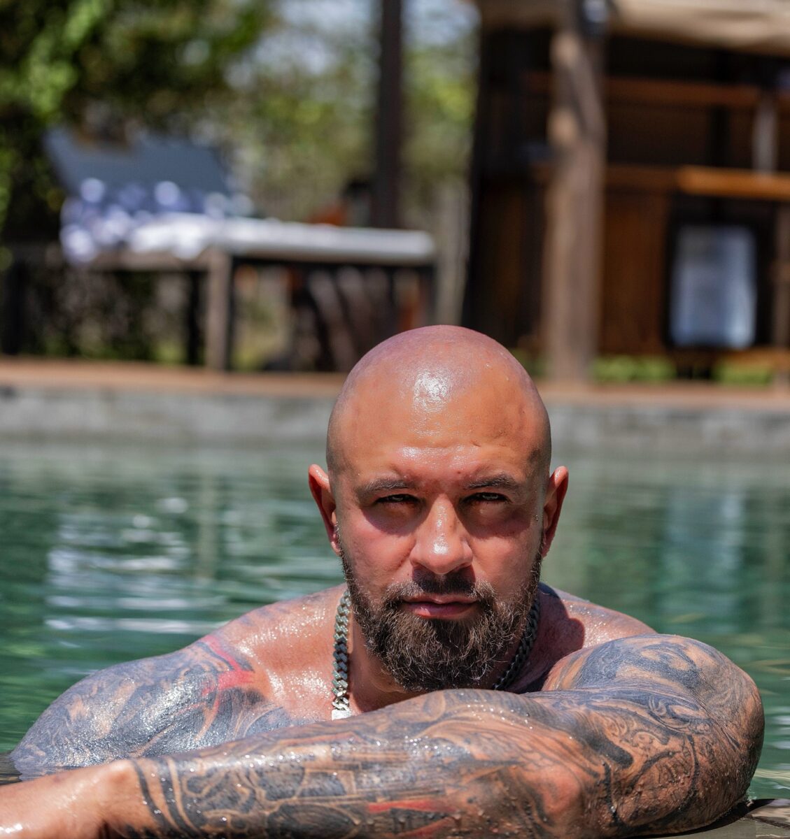 Alex Bodi se pregătește să iasă la atac, după ce i-a divorțat pe ...