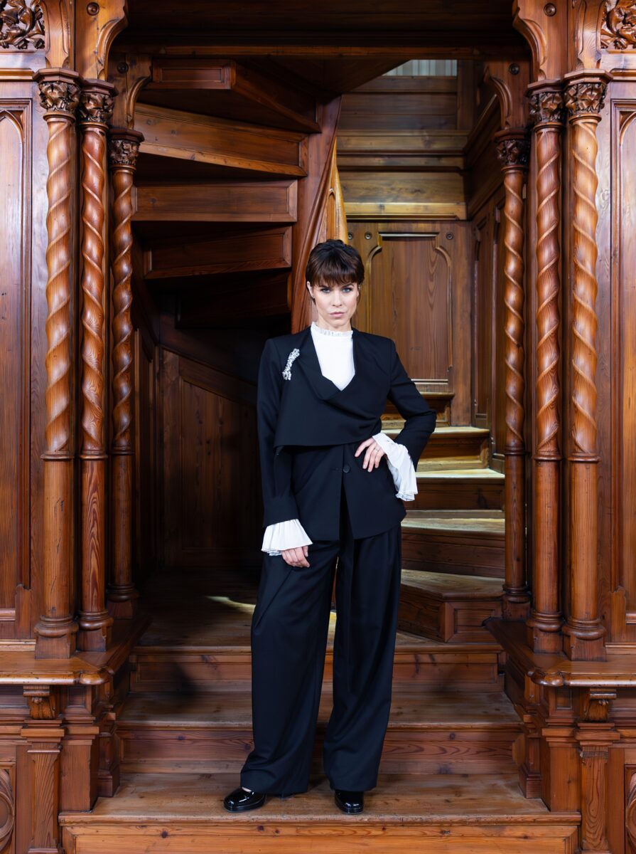 Ana Ularu, dincolo de platourile de filmare. Sacrificiile din spatele ...