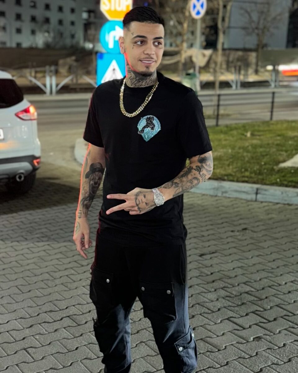 Câte clase are Albert NBN? Trapperului care a înjurat România la Beach ...