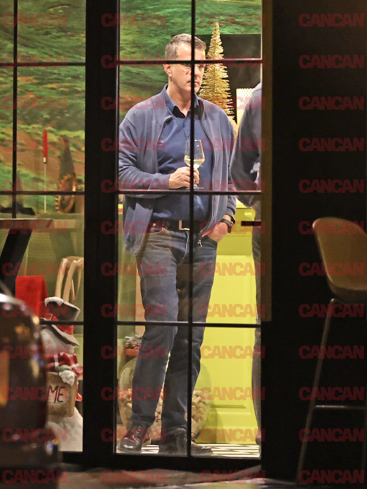 Primele imagini cu Moșteanu, după demisie. Din minister, direct la hidratare în separeu