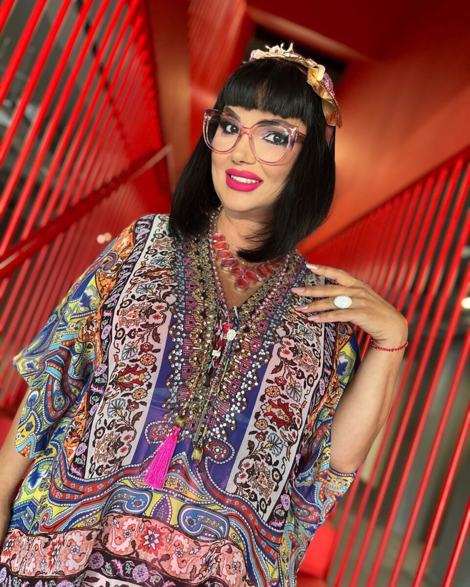 Ozana Barabancea a cântat live pe TikTok și a urmat „potopul ...