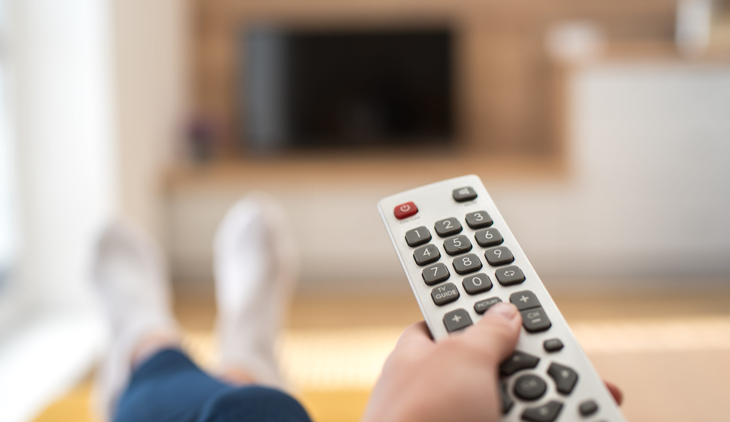 Program TV joi, 11 decembrie 2025. Ce emisiuni poți vedea la PRO TV, Antena 1, Kanal D sau Prima TV