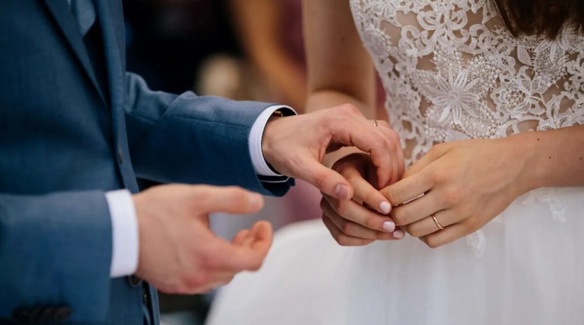 Stire Când nu se fac nunți în 2026. Zilele în care nu se fac slujbele ...