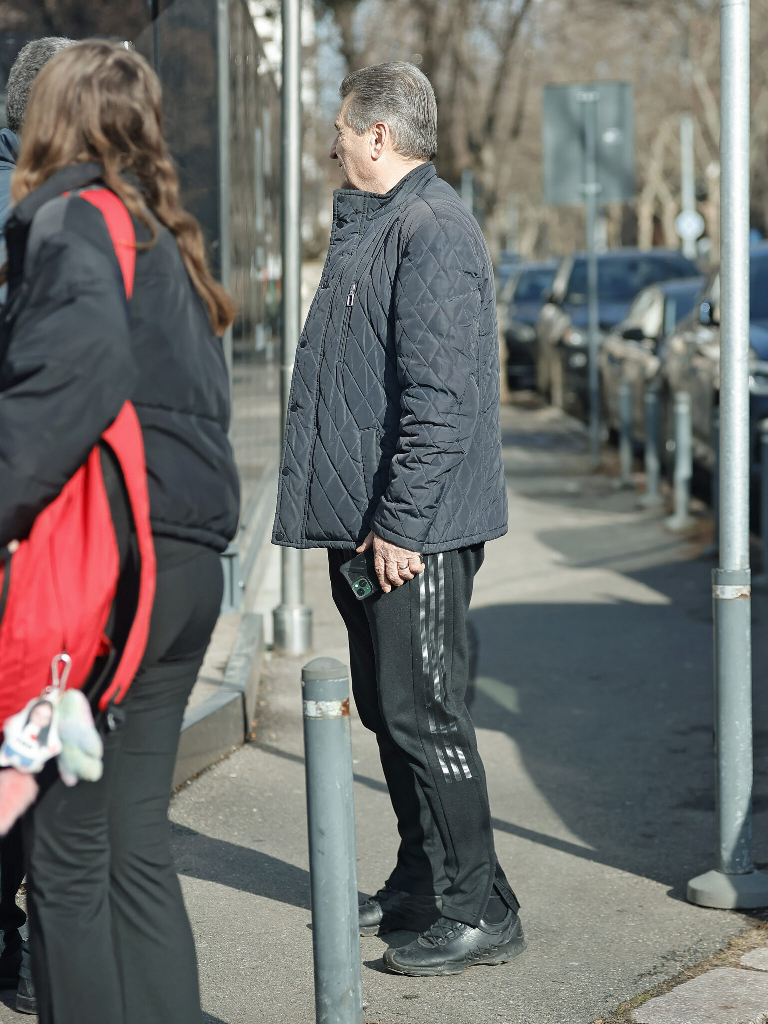 Popular și la TV, dar mai ales pe stradă! Nea Mărin lasă deoparte ...