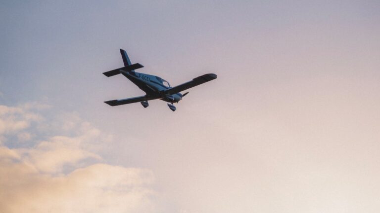 Compania aeriană care anulează rutele de pe Aeroportul Otopeni ...